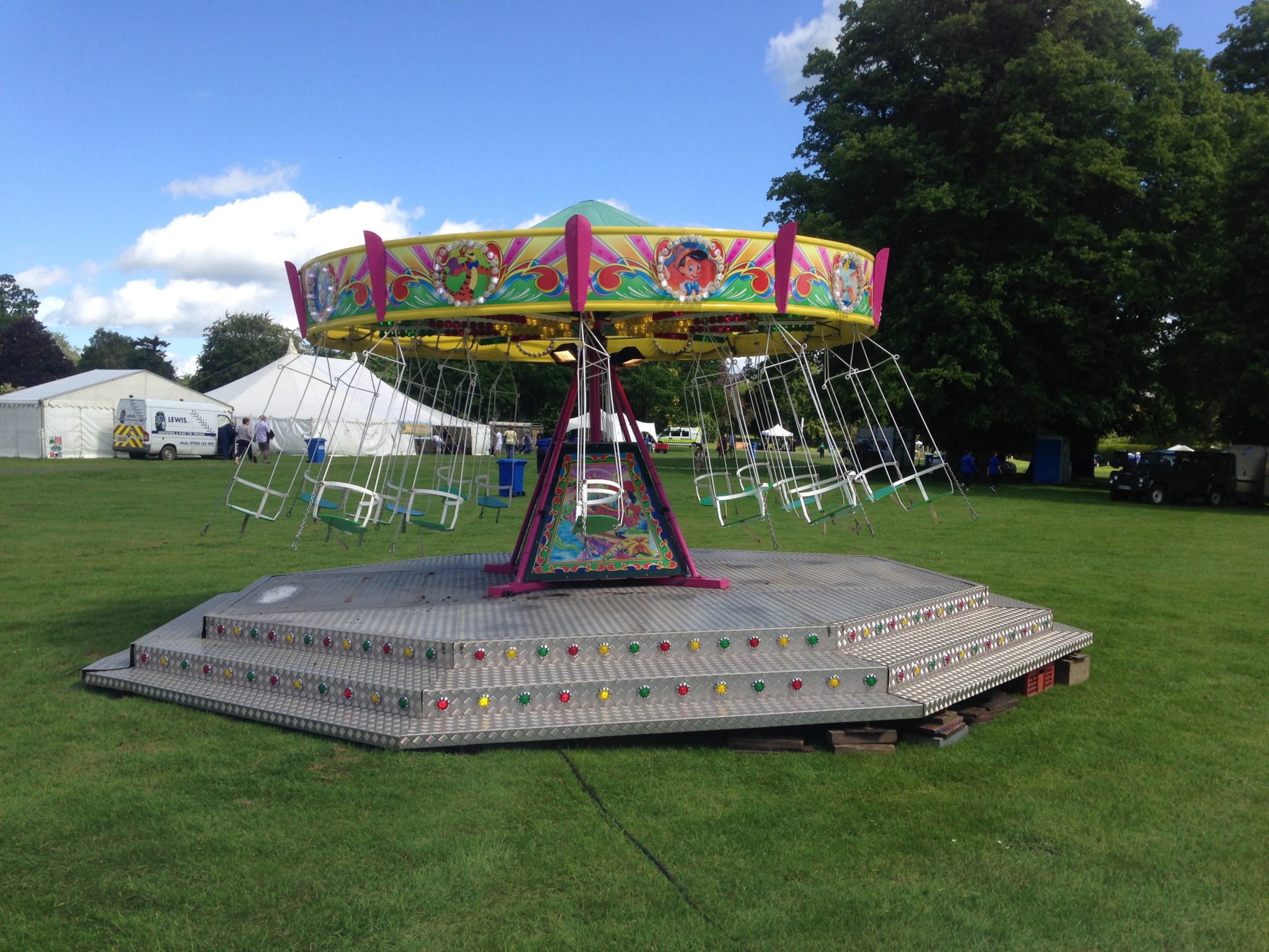 Fly high with your own chair-o-planes fairground ride - Irvin Leisure
